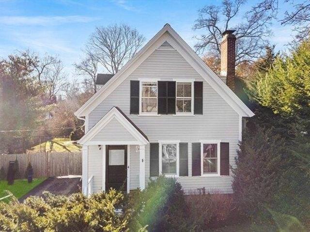5 bedroom, Wellesley MA 02482 104233791