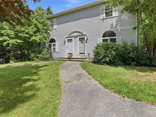 5 bedroom, West Warwick RI 02893 104812234