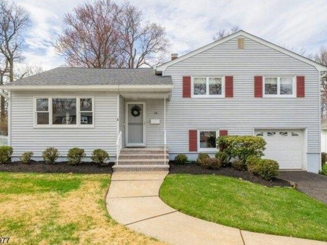 5 bedroom, West Caldwell NJ 07006 102214819