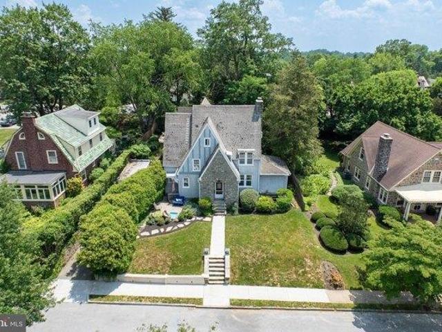 5 bedroom, West Chester PA 19382 LS92403507