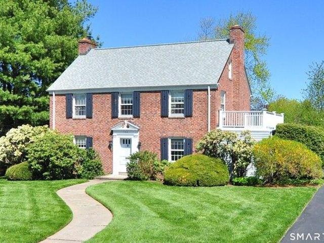 5 bedroom, West Hartford CT 06107 102216041