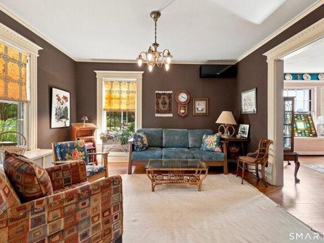5 bedroom, West Hartford CT 06119 105578691