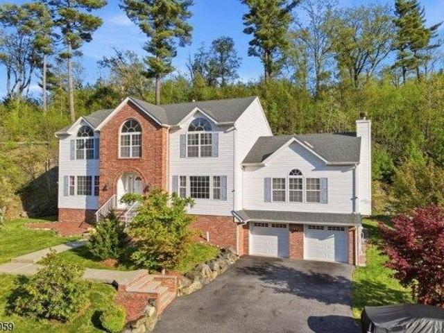 5 bedroom, West Milford NJ 07480 104444073