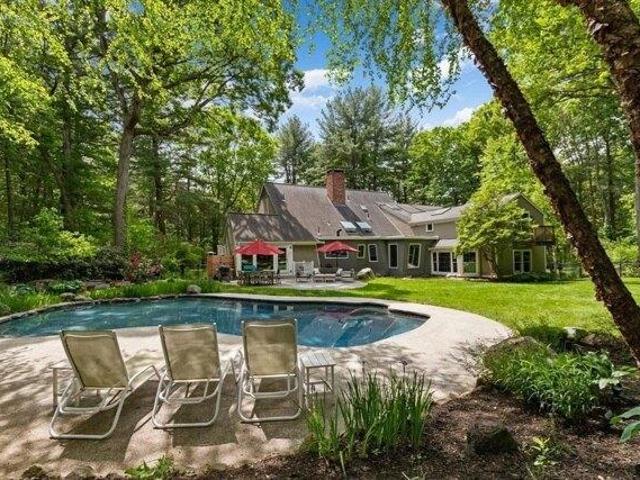 5 bedroom, Weston MA 02493 103072450