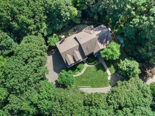 5 bedroom, Weston MA 02493 104650199