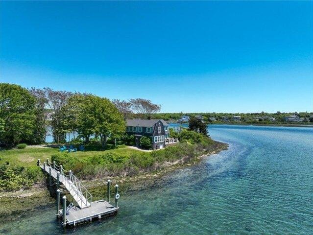 5 bedroom, Westerly RI 02891 104608974