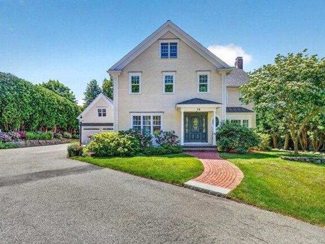 5 bedroom, Westwood MA 02090 104010150