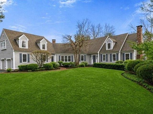 5 bedroom, Westwood MA 02090 LS102411521
