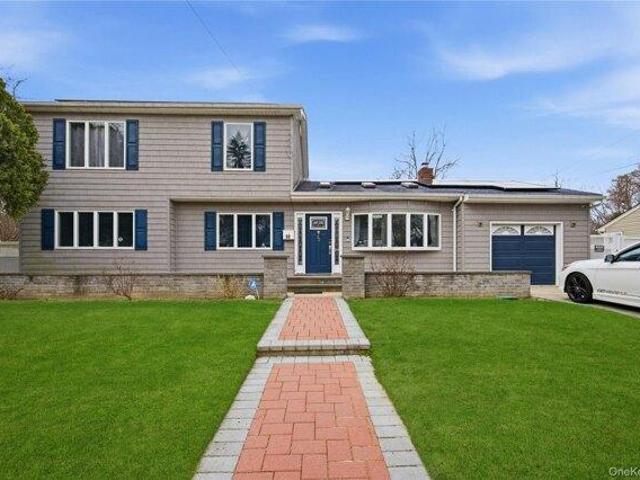 5 bedroom, Wheatley Heights NY 11798 103620528