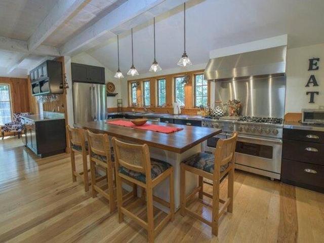5 bedroom, Wilmington VT 05363 102564865