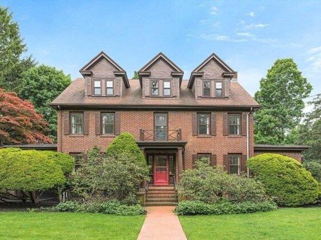 5 bedroom, Winchester MA 01890 103223209
