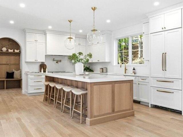 5 bedroom, Winchester MA 01890 104543864