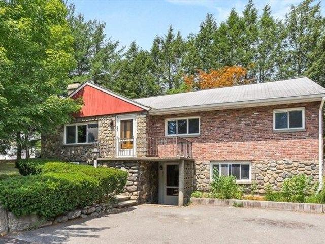 5 bedroom, Winchester MA 01890 104655745