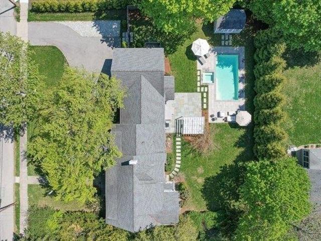 5 bedroom, Winchester MA 01890 LS103070899