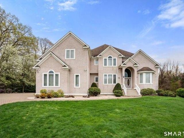 5 bedroom, Windsor CT 06095 LS102775936