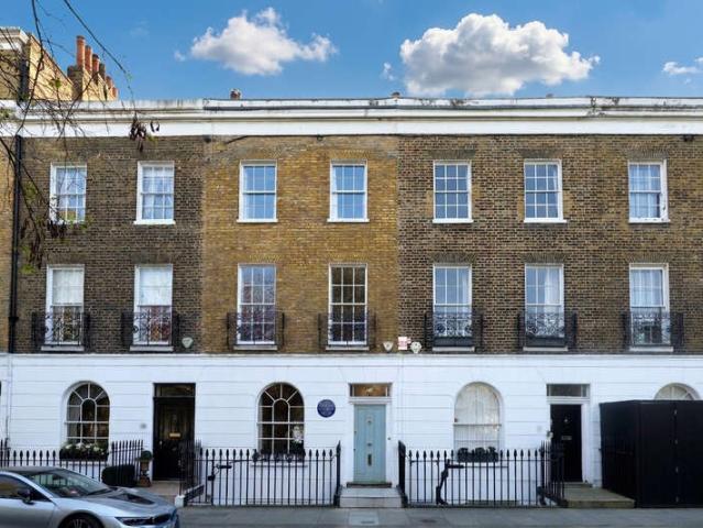 5 Bedroom Town House