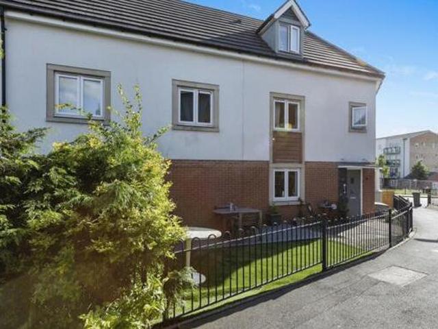 5 Bedroom Town House For Sale In Thurmaston, Leicester