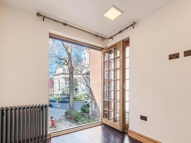 5 Bedroom Town House For Sale In Westminster