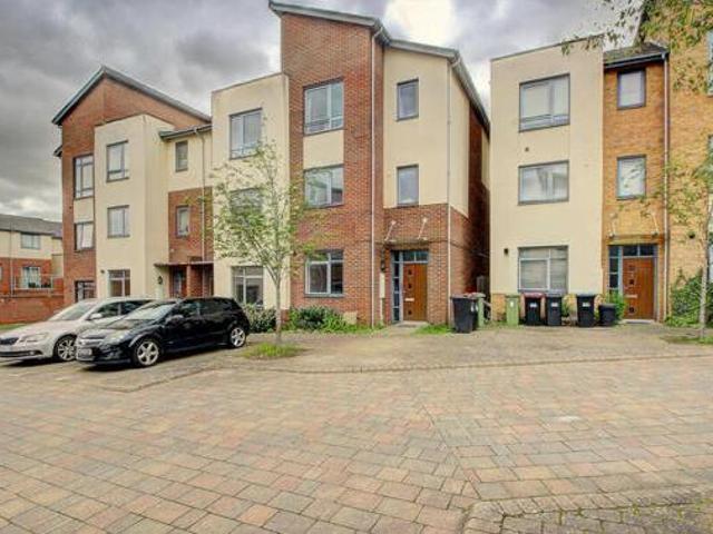 5 Bedroom Town House For Sale In Ashland