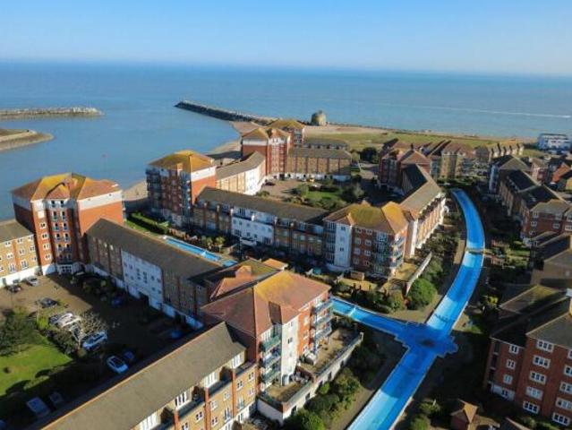 5 bedroom town house for sale in Dominica Court, Eastbourne, BN23