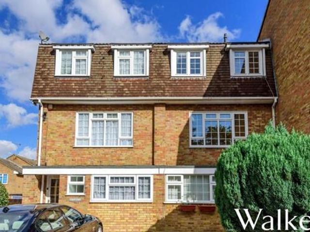 5 Bedroom Town House For Sale In Geary Drive
