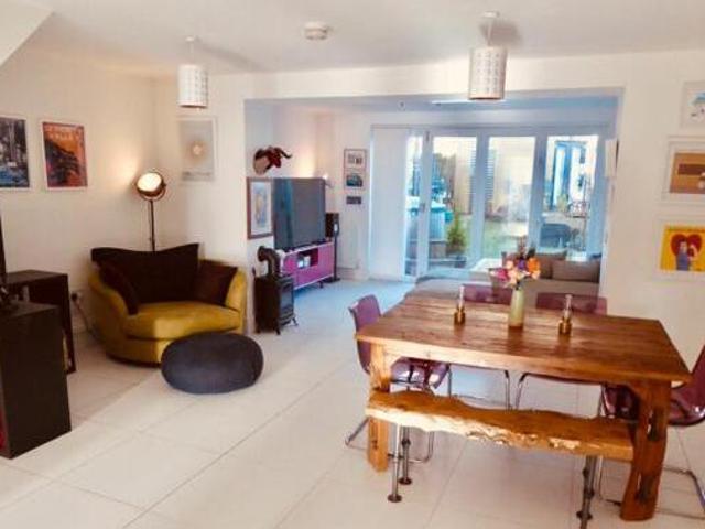 5 Bedroom Town House For Sale In Inverkip