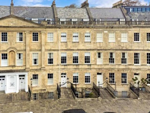5 bedroom town house for sale in Lansdown Crescent, Bath, BA1