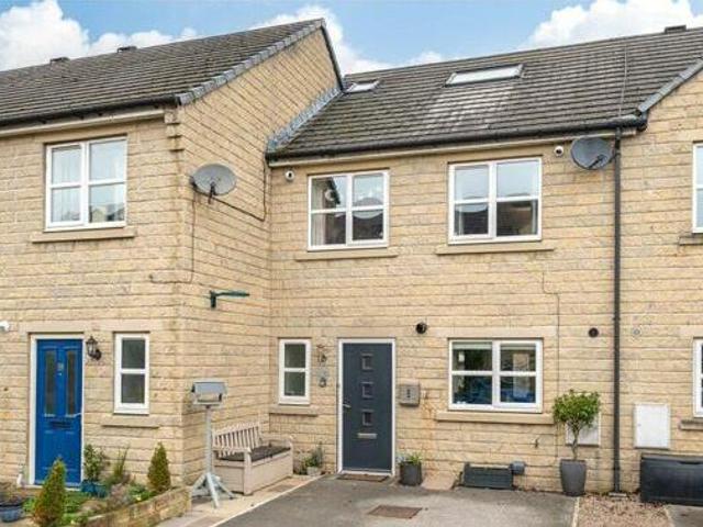 5 Bedroom Town House For Sale In Otley, West Yorkshire