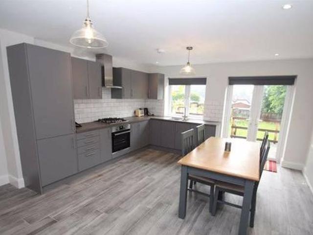5 bedroom town house for sale in Palmerston Road Buckhurst Hill Essex IG9