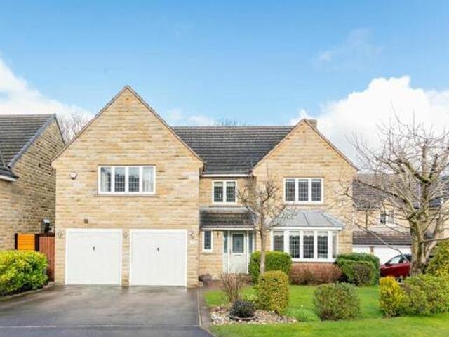 5 Bedroom Town House For Sale In Shelley