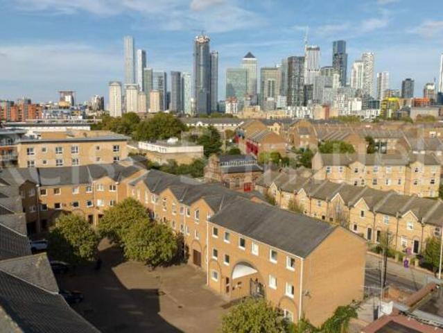 5 bedroom town house for rent in Cyclops mews, Isle of dogs, Canary Wharf, Docklands, London, E14