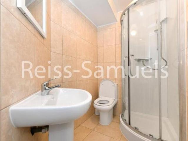 5 bedroom town house for rent in Ferry street, Isle of dogs, Docklands, London, E14
