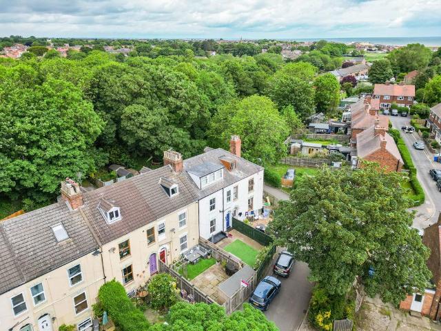 5 bedroom townhouse for sale