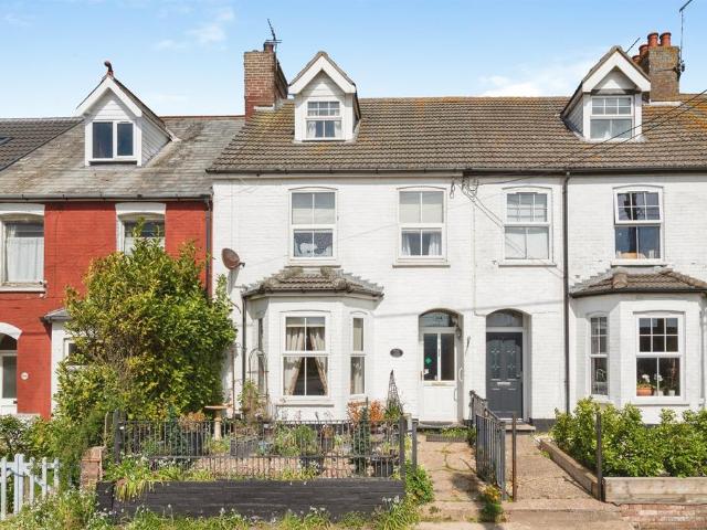 5 bedroom townhouse for sale