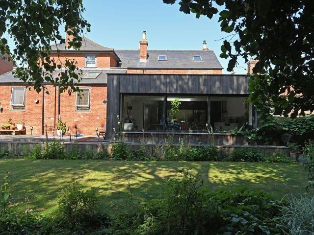 5 bedroom townhouse for sale