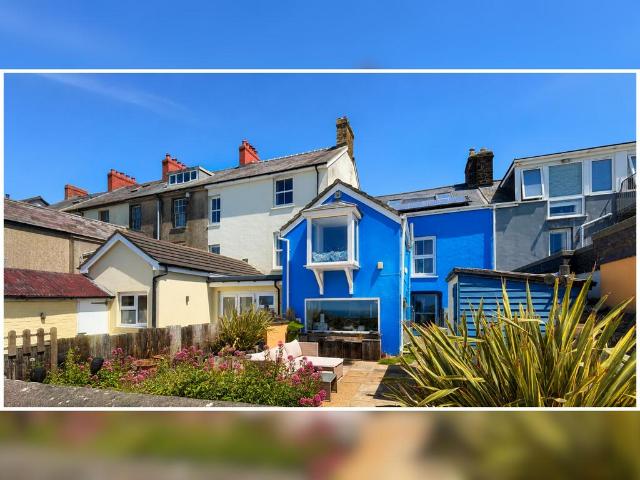 5 bedroom townhouse for sale