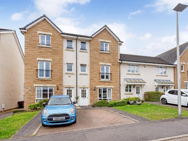 5 bedroom townhouse for sale