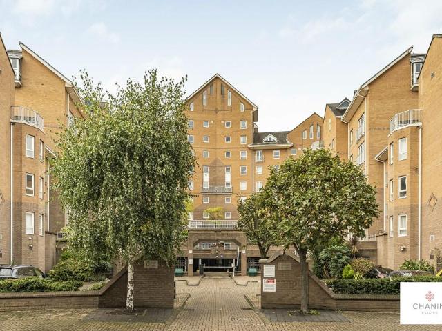 5 bedroom townhouse to rent
