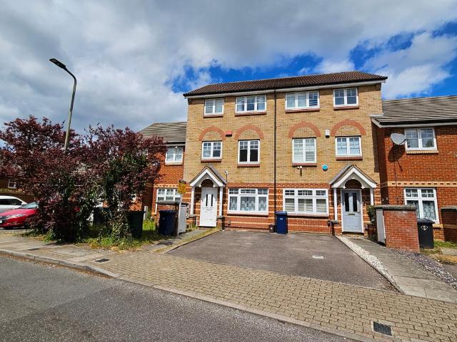 5 bedroom townhouse to rent