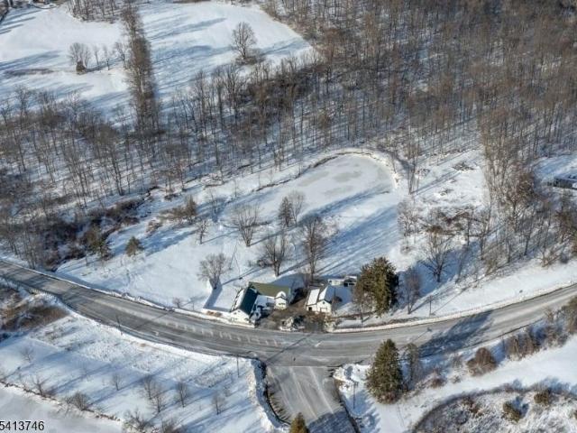 5 bedroom, Tewksbury Twp. NJ 07830 101341166