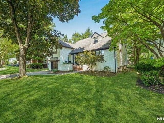 5 bedroom, Teaneck NJ 07666 104608794