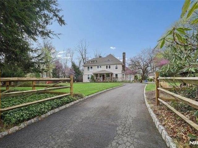 5 bedroom, Tenafly NJ 07670 104605096