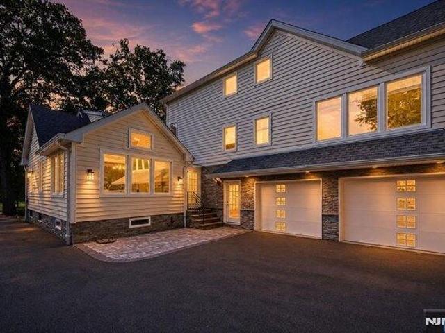 5 bedroom, Tenafly NJ 07670 105231716