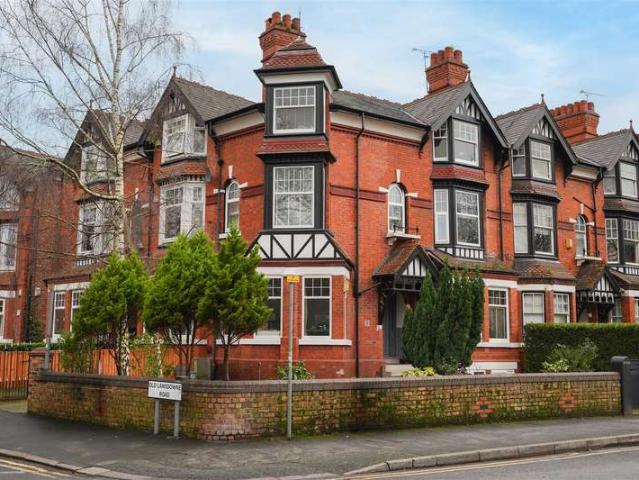 5 Bedroom Terraced House
