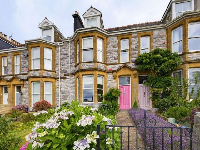 5 Bedroom Terraced House