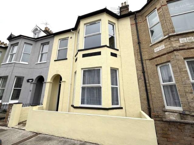 5 Bedroom Terraced House