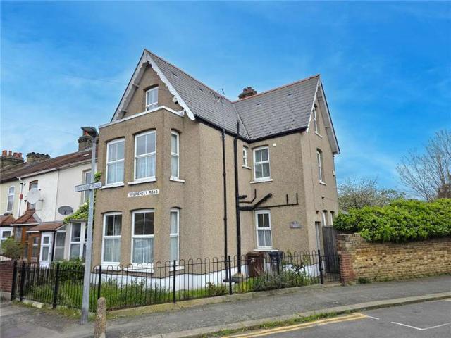 5 Bedroom Terraced House