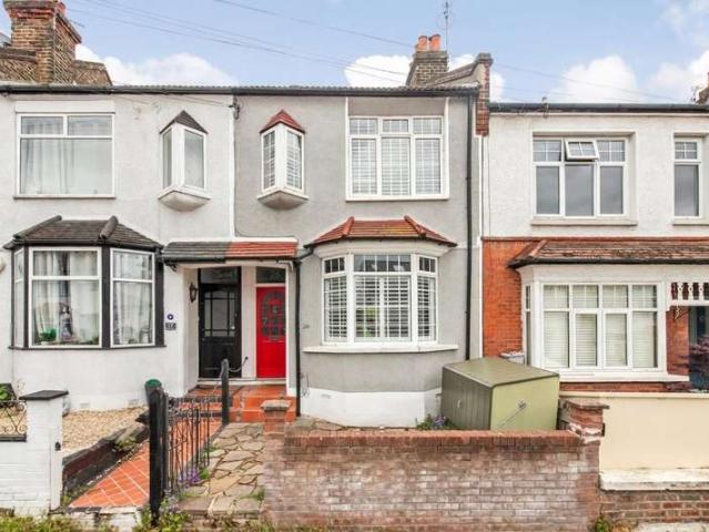 5 Bedroom Terraced House
