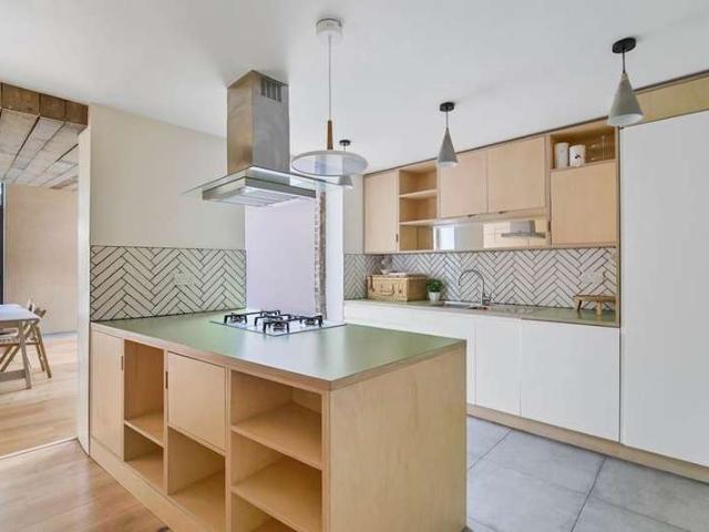 5 Bedroom Terraced House
