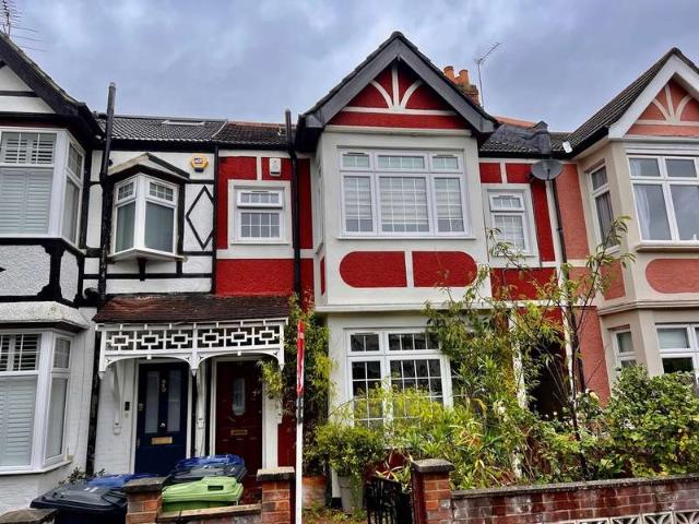 5 Bedroom Terraced House
